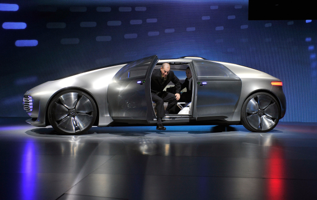 Mercedes-Benz F 015 would be the autonomous & luxury car of the future